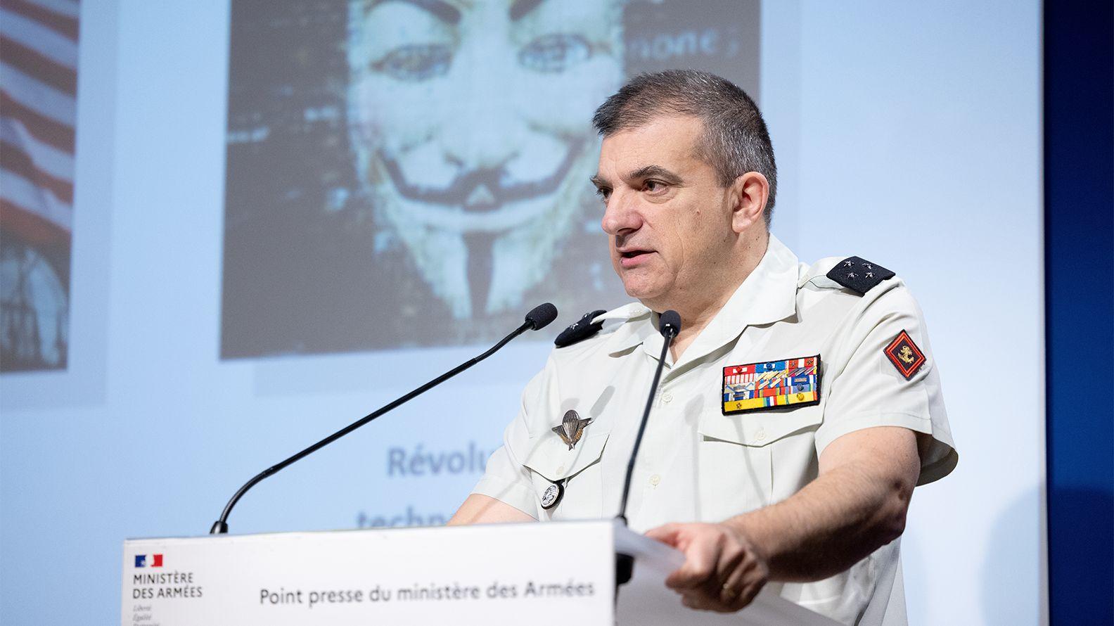 Pro-palestiniens, ultra-gauche, faux journalistes : la DRSD face aux ...