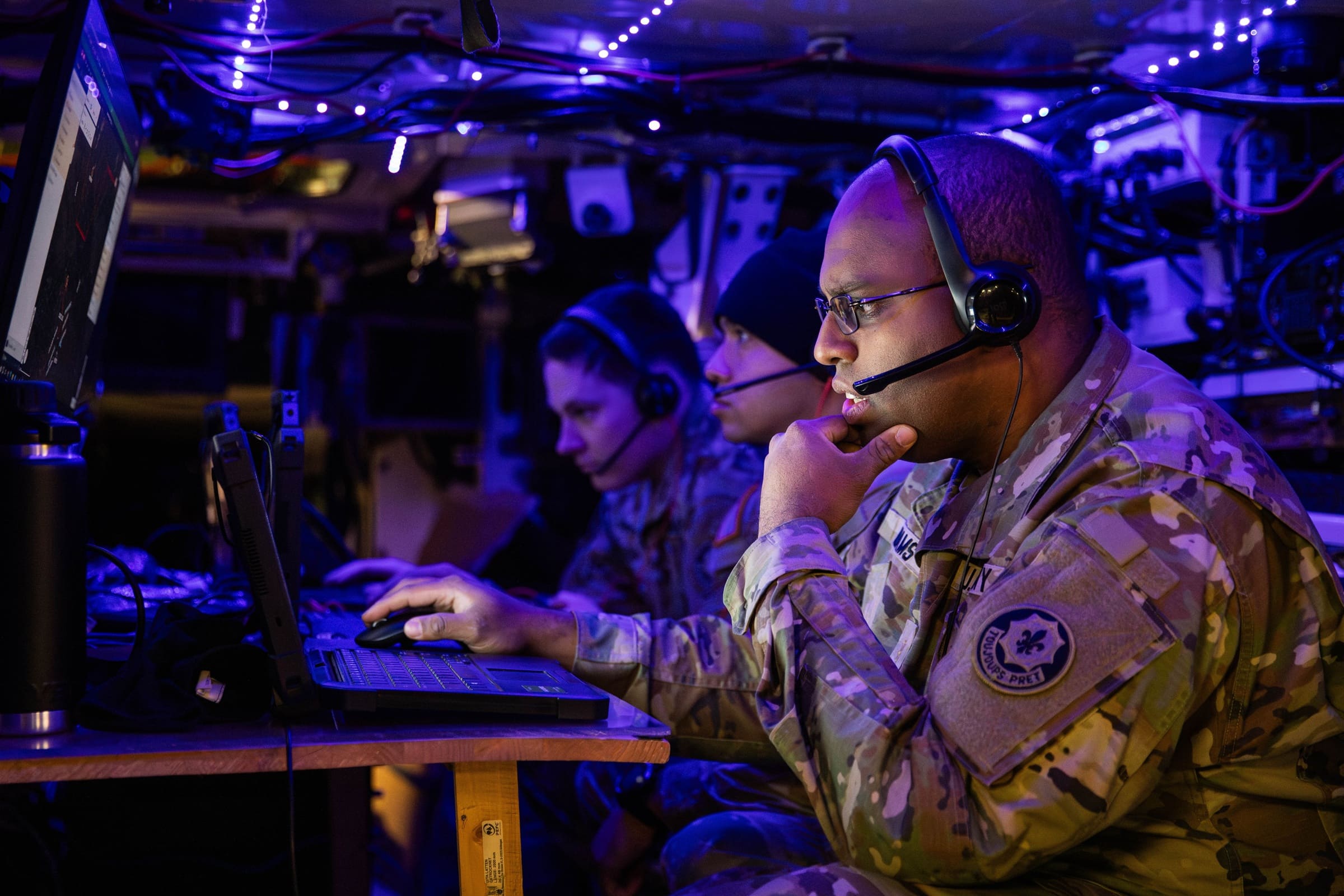 Des failles de sécurité freinent la modernisation du C2 de l’US Army ...